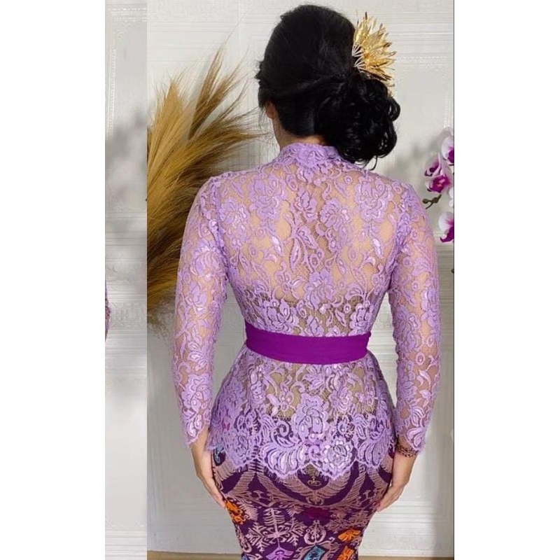 Jual Kebaya Jadi Brokat Terbaru Metalic Glossy Lengan Panjang Kancing ...