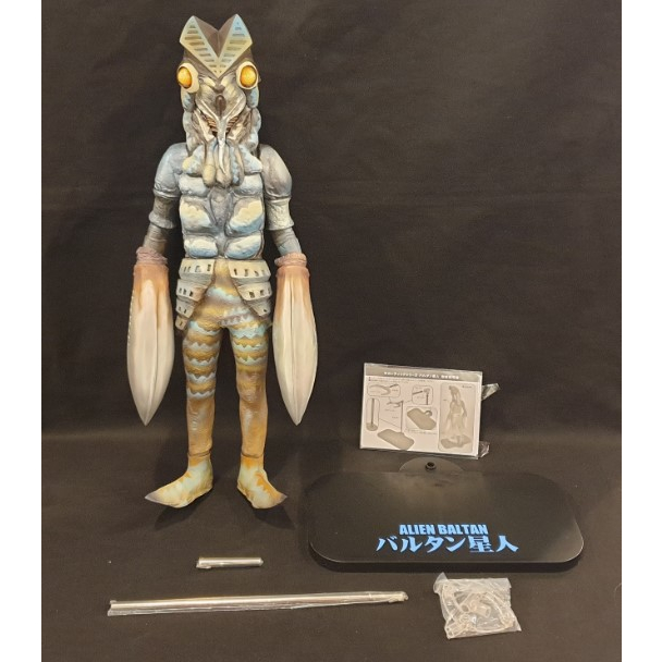 Jual New X-PLUS Gigantic Series Ultraman Alien Baltan Figure 52 cm ...
