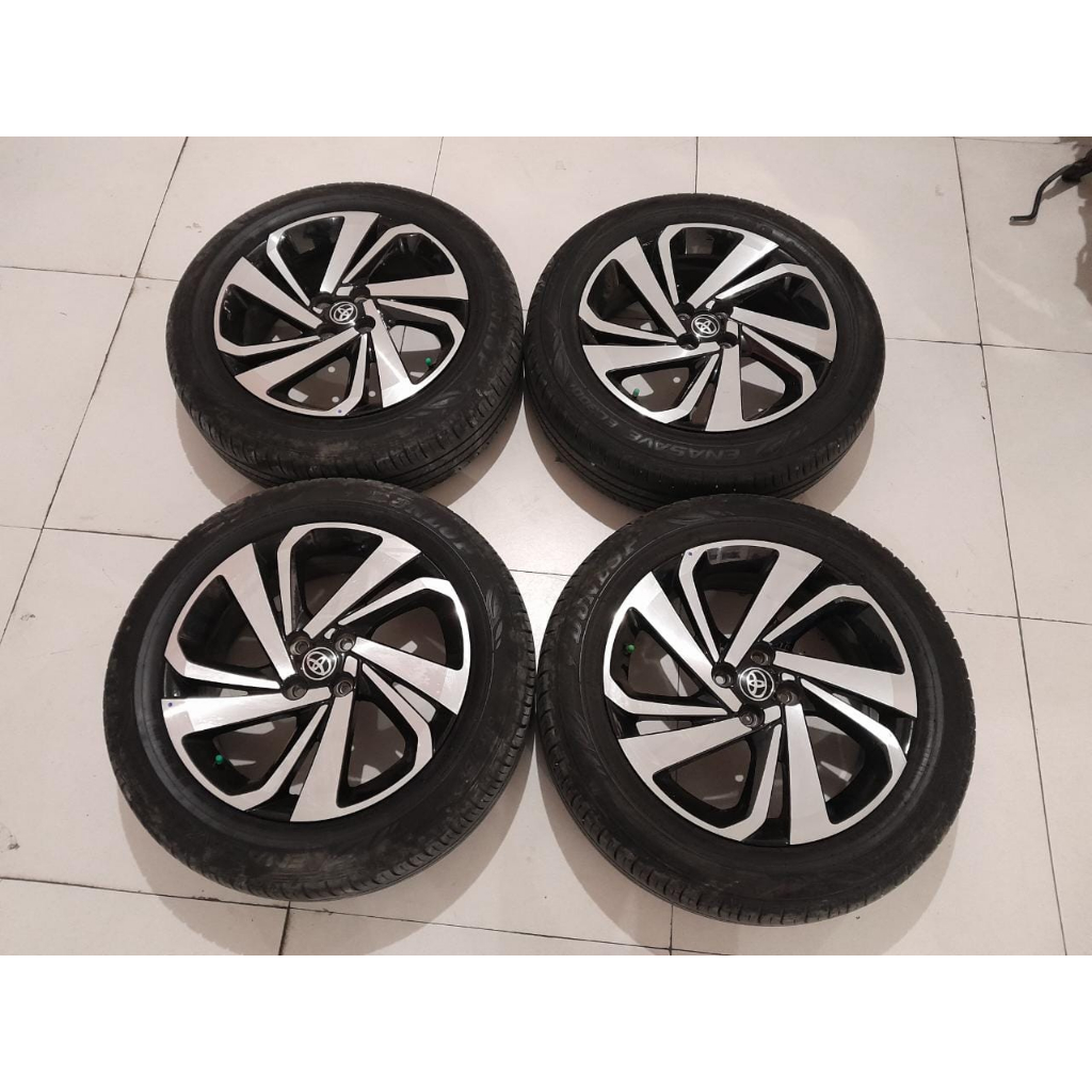 Jual Velg Original Copotan Mobil Toyota Raize Ring 17 Velg Bekas Mobil ...
