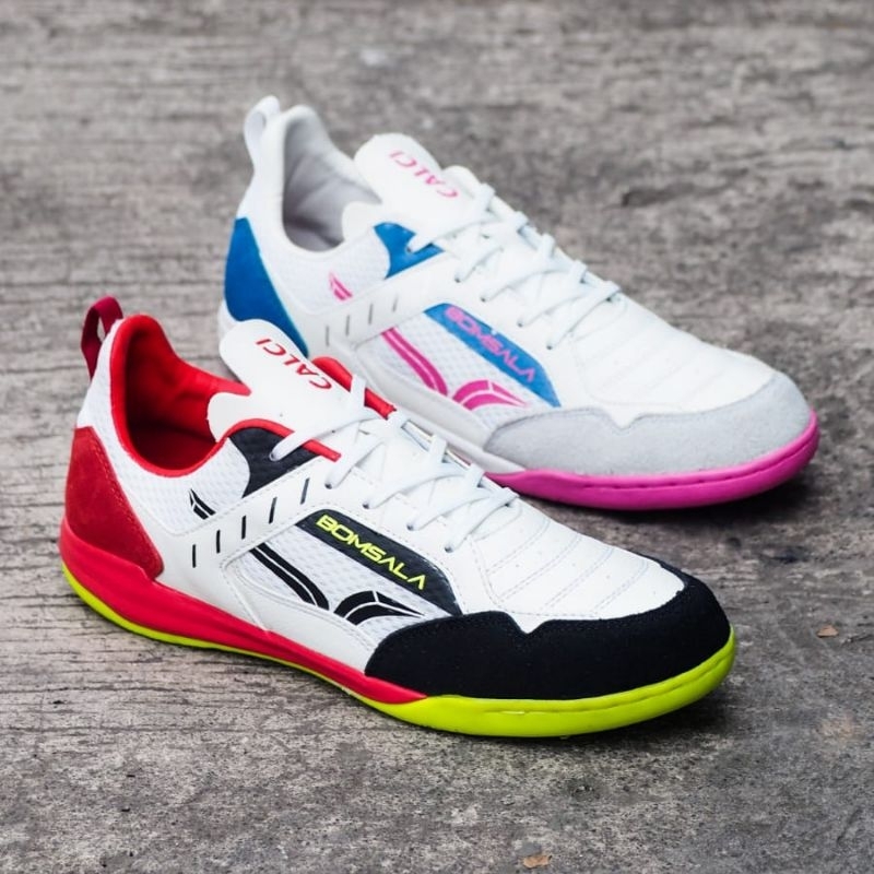 Jual Sepatu Fusal Calci Bomsala Festivo ID - White Fuschia Red Original Calci | Shopee Indonesia