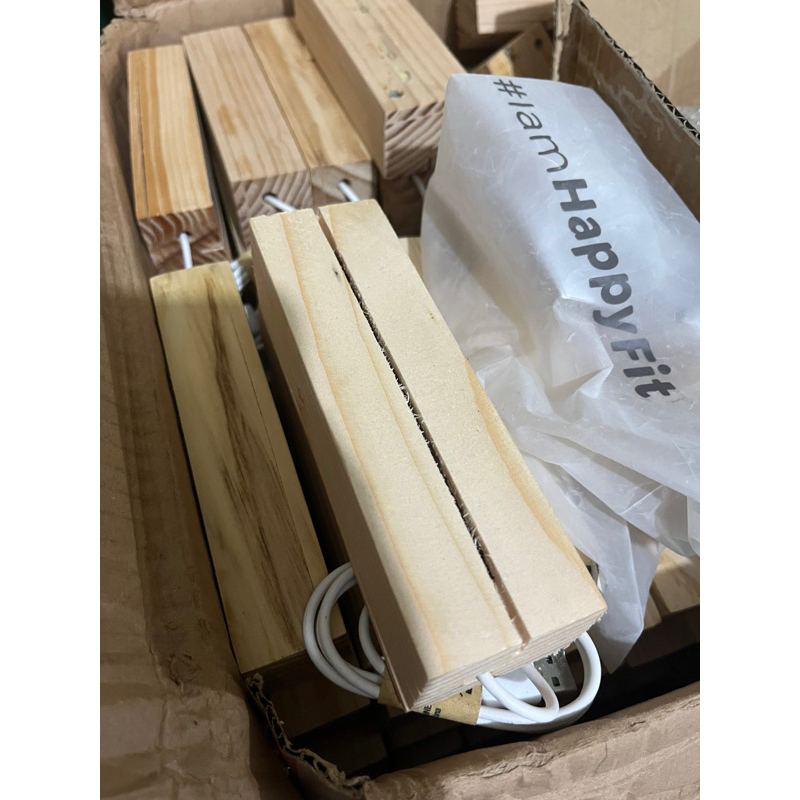 Jual Stand Kayu LED / Non LED Akrilik | Shopee Indonesia