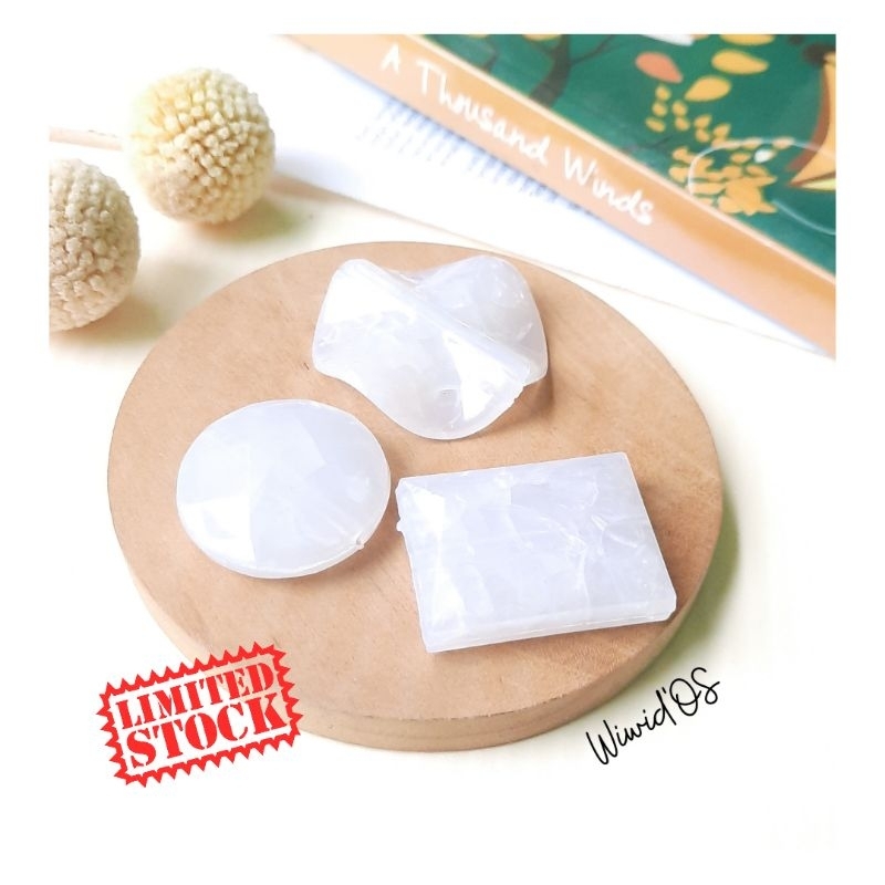 Jual (3 biji) MANIK AKRILIK BATU RETAK 2,5 cm | Shopee Indonesia