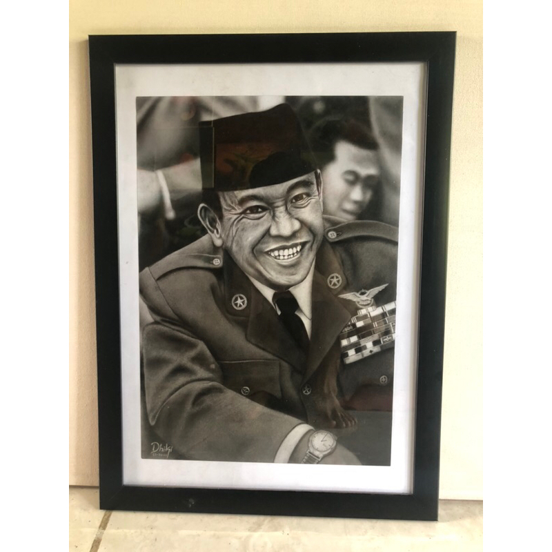 Jual LUKISAN IR SOEKARNO + PIGORA 12R | Shopee Indonesia