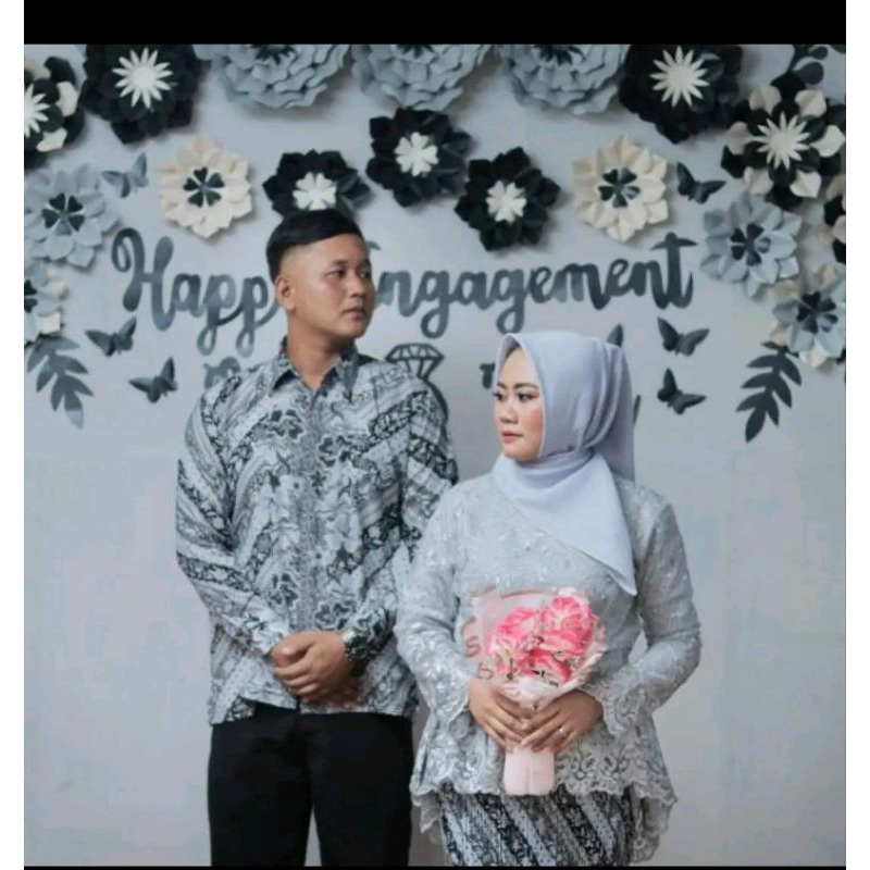 Jual paper flower dekorasi tunangan backdrop lamaran karangan bunga ...