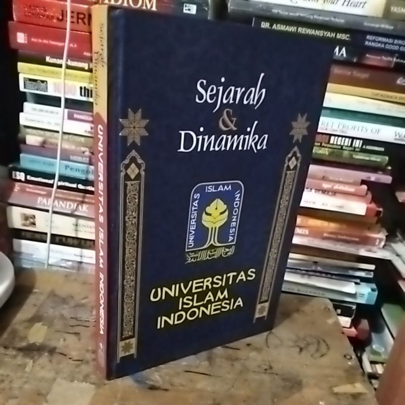 Jual SEJARAH & DINAMIKA UNIVERSITAS ISLAM INDONESIA | Shopee Indonesia