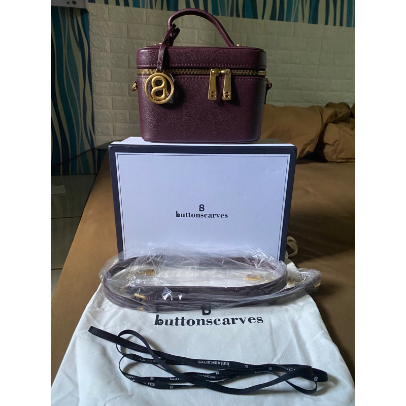 Jual Preloved Tas Buttonscarves (Anna Vanity Bag Buttonscarves warna ...