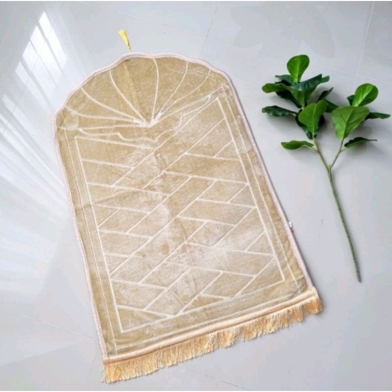Jual Sajadah Kubah sajadah estetik dan sajadah tebal antislip | Shopee ...