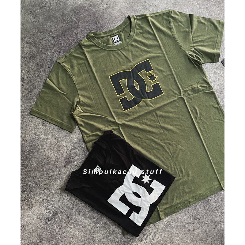 Jual kaos Dc Shoecousa left star logo | Shopee Indonesia