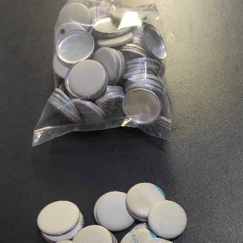 Jual Kaleng Alumunium 25mm, untuk pembuatan pin dan gantungan kunci ...