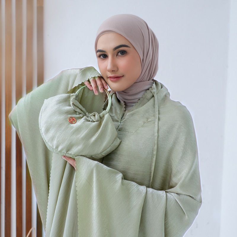 Jual Syfa Rahman - Zalina Prayer Set | Mukena Silk Premium | Shopee ...