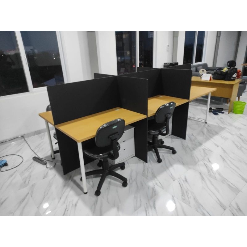 Jual Meja Kantor Kerja Partisi dengan laci / Meja Kubikal cubical Workstation | Shopee Indonesia