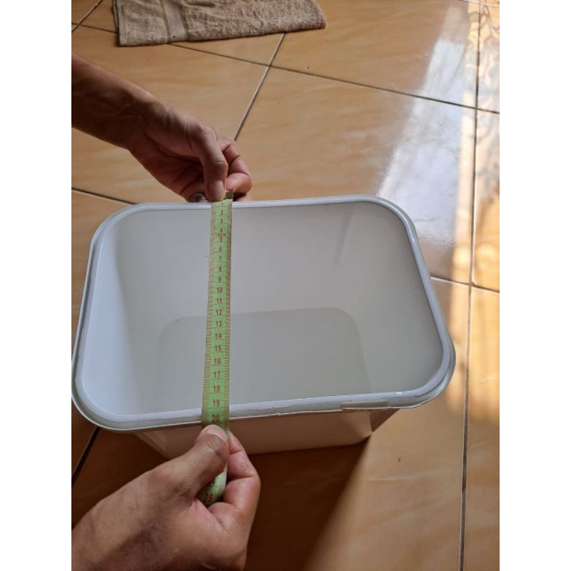 Jual EMBER BEKAS ES KRIM/BOX PLASTIK,TEMPAT IKAN SERBAGUNA MURAH MERIAH ...