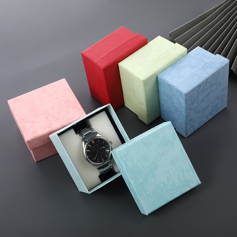 Jual Gift Box Kotak Jam Tangan Gelang Hadiah Valentine Ulang Tahun ...