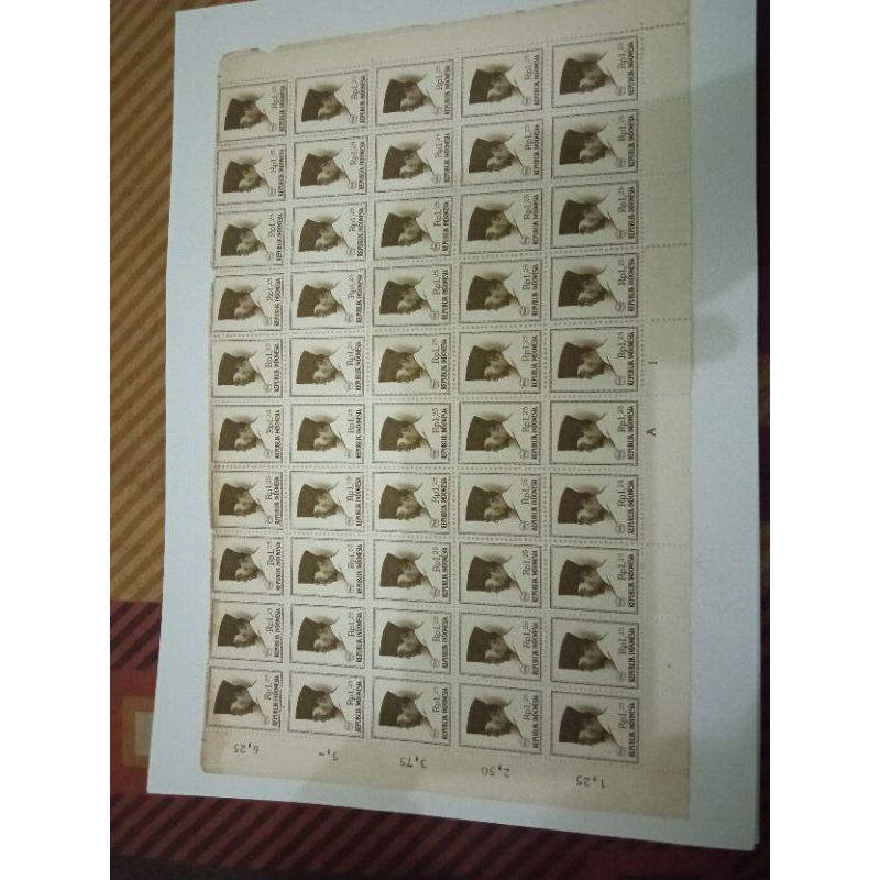 Jual prangko jadul pranko jadul prangko soekarno soeharto utuh | Shopee ...