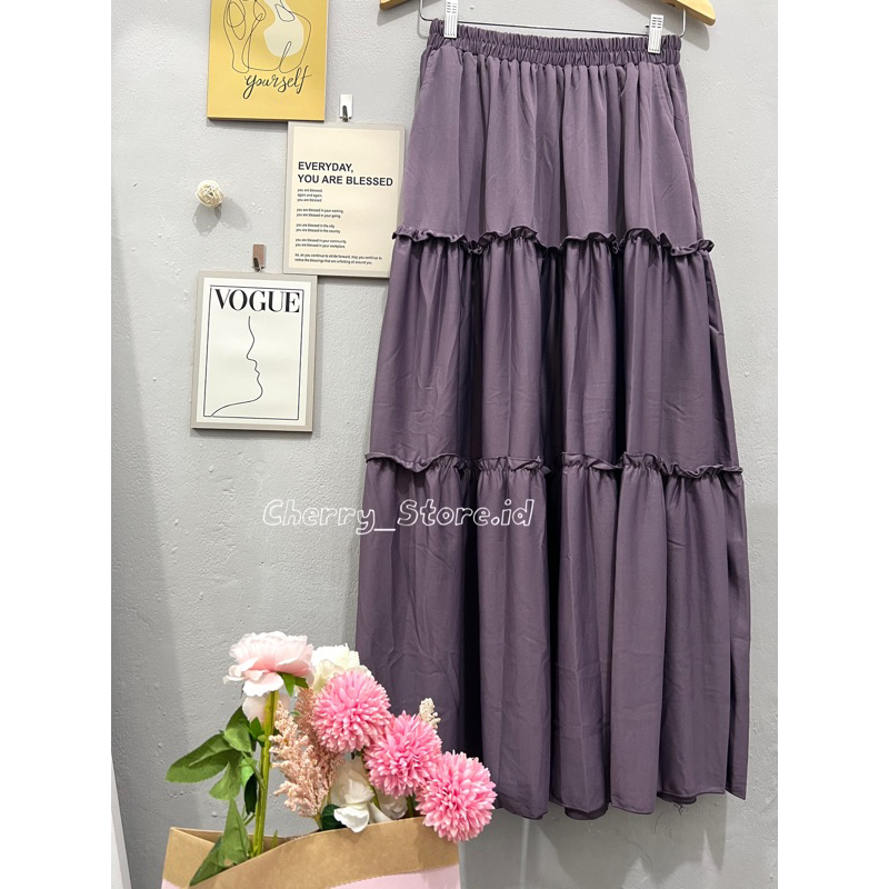 Jual Cherry_ Ruffle Skirt 3 susun / rok panjang wanita / skirt korean ...