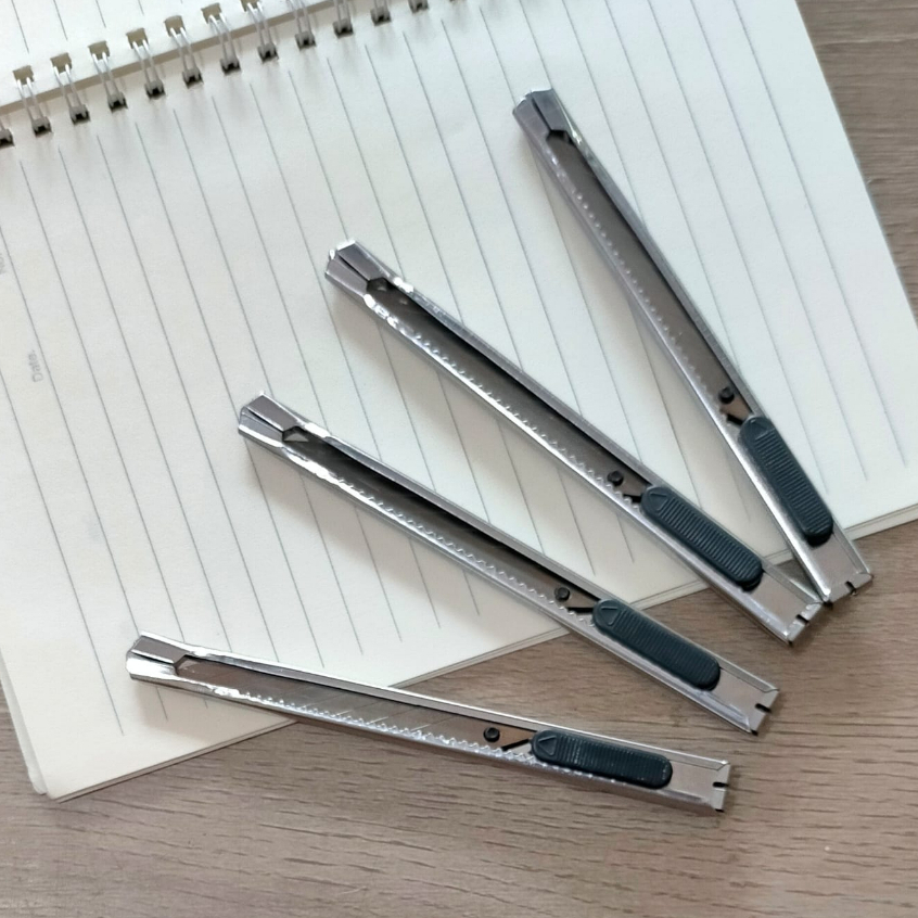 Jual Pisau Cutter Ujung Lancip Pemotong Kertas Multifungsi Bahan ...