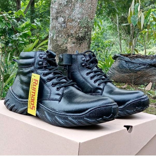 Jual TERBARU-sepatu Rumaos semi boots pria kulit asli PDH LAPANGAN ...