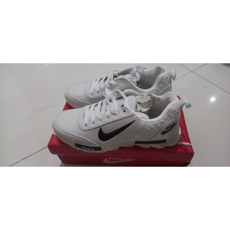 Jual Sneaker nike | Shopee Indonesia