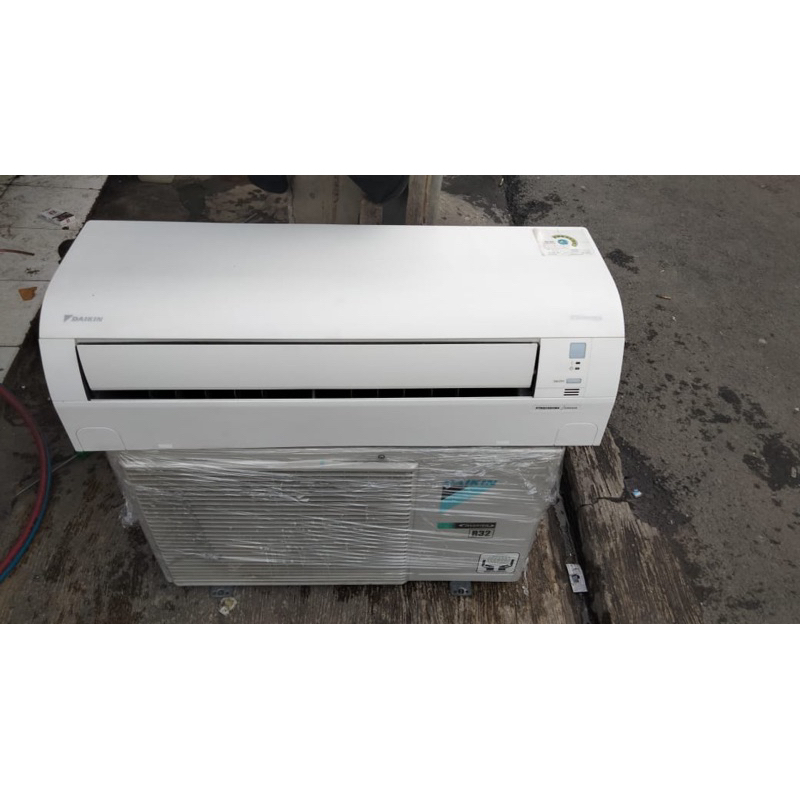 Jual Ac Daikin 1/2pk Inverter R32 Thailand Second Plus pasang | Shopee ...