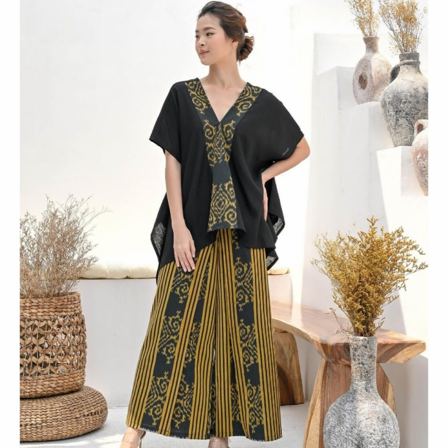 Jual One set baju wanita dan celana kulot santai || setelan baju tenun ...