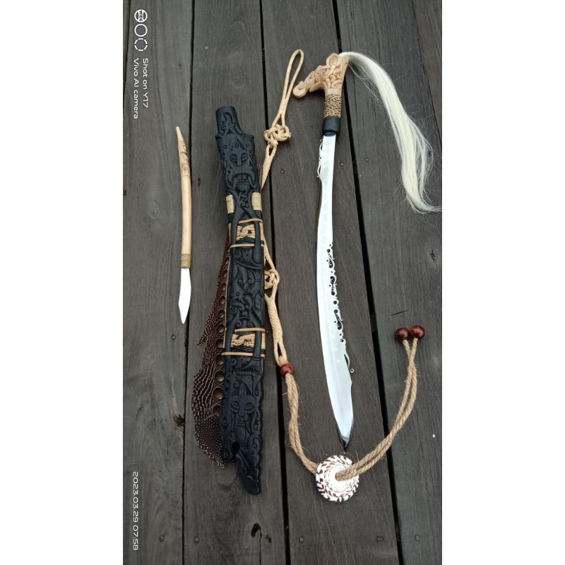 Jual Mandau Jimpul Asli Dayak Kalimantan | Murah | Mandau | Dayak ...
