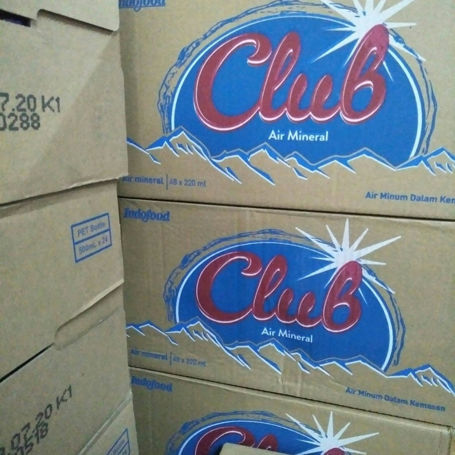 Jual air mineral Club botol 1500ml 1.5L eceran | Shopee Indonesia