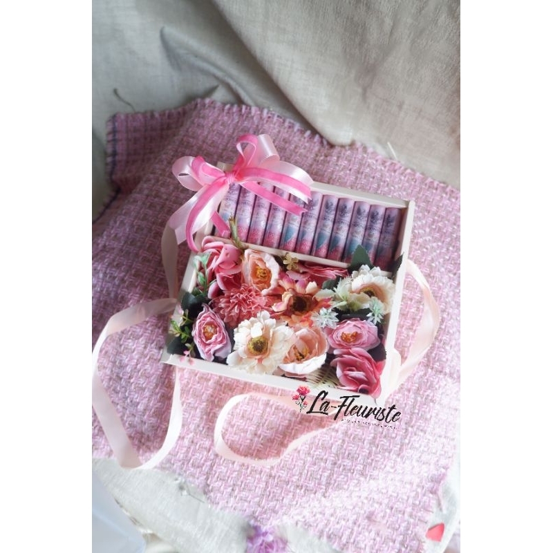 Jual Box Bunga | Box | Buket | Bouquet | Bunga Box | Wisuda | Ulang Tahun | Hadiah | Bunga ...