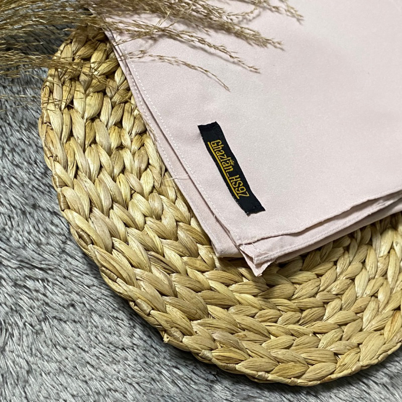 Jual { Ghazlan } Paris Premium Voal / Paris Premium / Segi Empat Paris ...