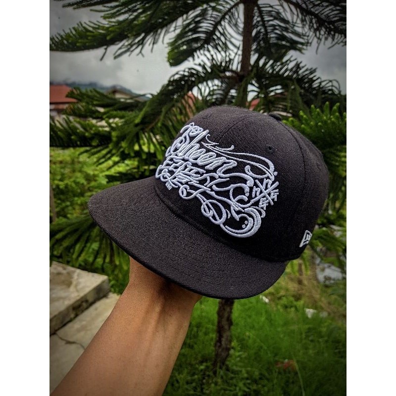 Jual topi pria original branded snapback NEW ERA X SHEEN TRIPLE SIX ...