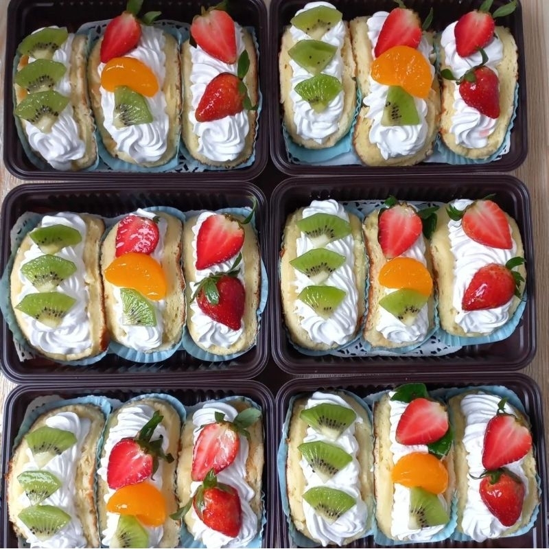 Jual Hug Roll Cake,Kue Korea,Korean Roll Cake | Shopee Indonesia