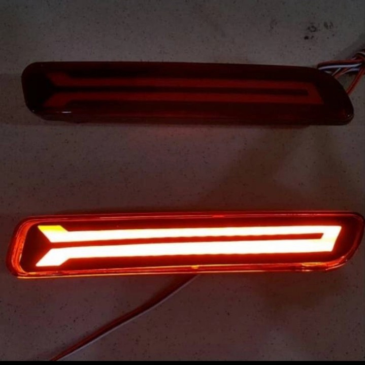 Jual Lampu Reflektor Bumper Mata Kucing Cahaya Belakang Mobil Rear ...