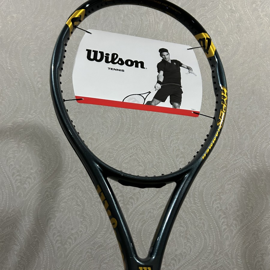 Jual Raket Tenis Wilson Hyper Hammer 5.3 Grey Gold/Tennis Racket Wilson ...