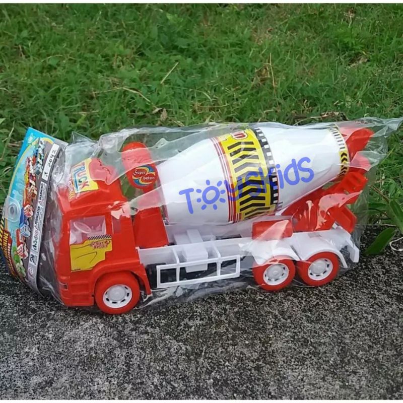 Jual mainan truk molen atau mobil molen atau truk mixer | Shopee Indonesia