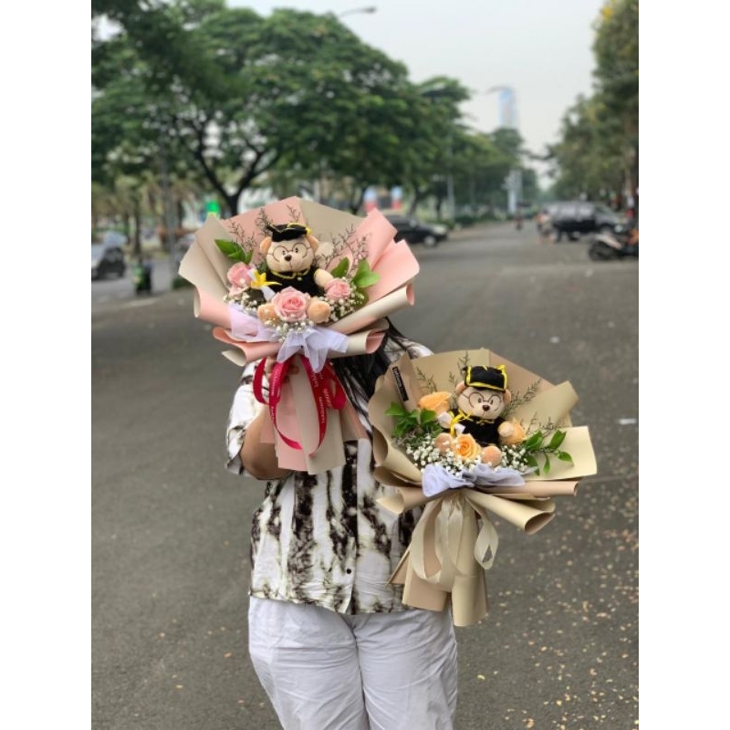 Jual INBLOOM FLORIST/BOUQUET WISUDA ROSE 3 STEM / BUNGA FRESH ...