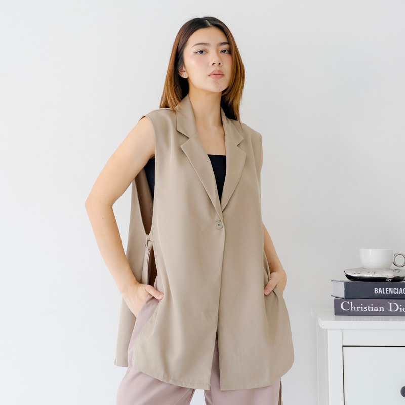 Jual (Elleine) Emma Vest | Atasan Top Vest Rompi Outer Wanita Katun ...