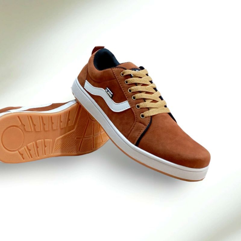 Jual Sepatu Kets Pria Keren Coklat CCG01 Sneakers Kikinian Laki Laki ...