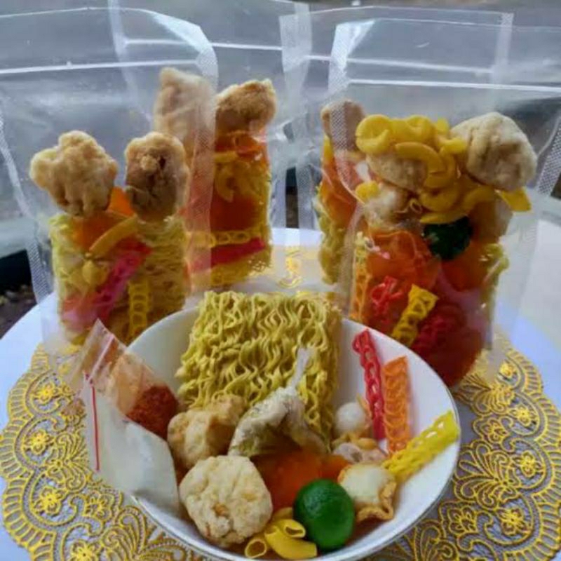 Jual Paket duo Hemat Seblak Instant + Baso Aci Ayam Suwir Jumbo ...