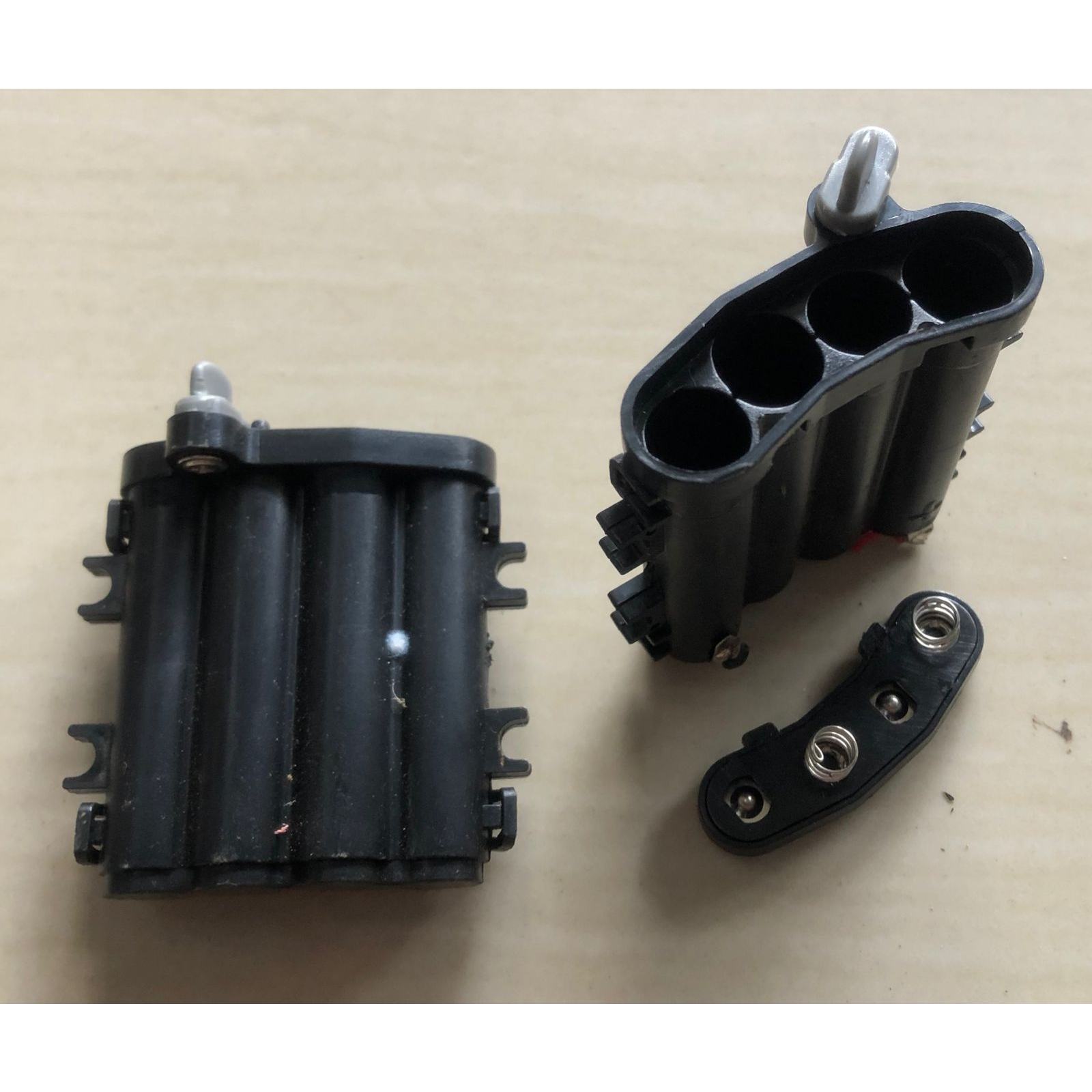 Jual Dudukan Sarang Batre 4 x AAA A3 utk Senter Police SWAT Dudukan ...