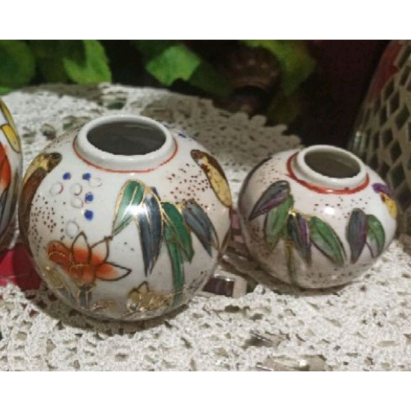 Jual Guci Jahe porselen antik China 1 set isi 2 buah motif Burung Nuri ...