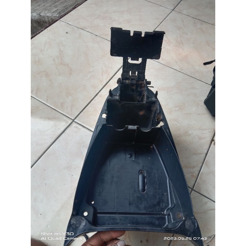 Jual Bagasi motor Yamaha Mio sporty smile original 5TL | Shopee Indonesia