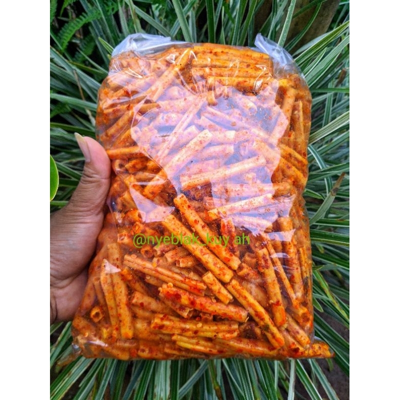 Jual KERUPUK POTATO NONA NONI PEDAS 500gram | Shopee Indonesia