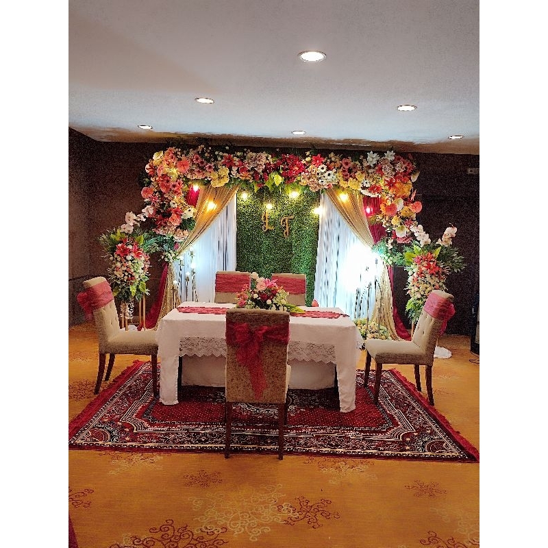 Jual dekorasi akad nikah 3 meter nuansa merah dan gold | Shopee Indonesia