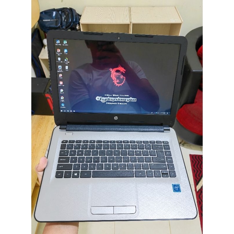 Jual Laptop Hp 14 Intel Celeron N3050 ram 8GB ngebutt, body super mulus ...