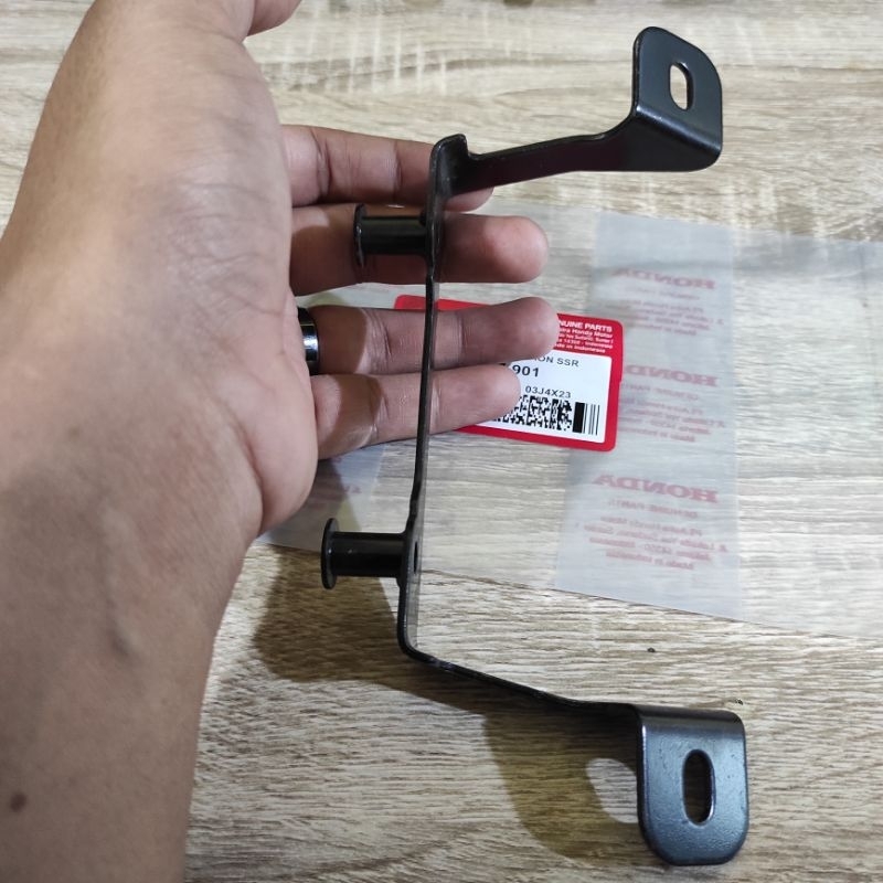 Jual Dudukan besi plat nomer nomor Honda scoopy FI ESP 2021-2024 New ...