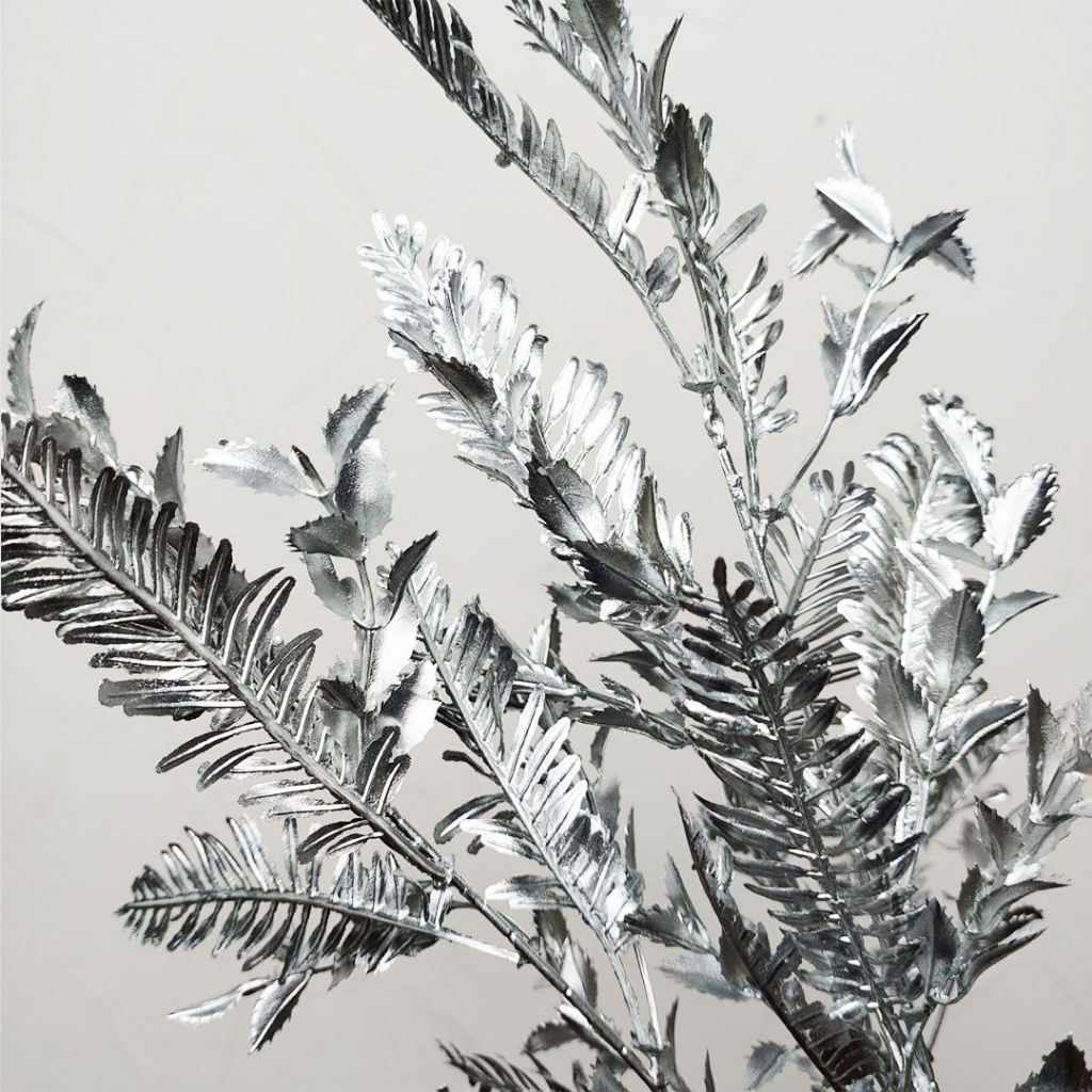 Jual Bunga Hias silver Plastik Daun Artificial Palsu Dekorasi Gold ...