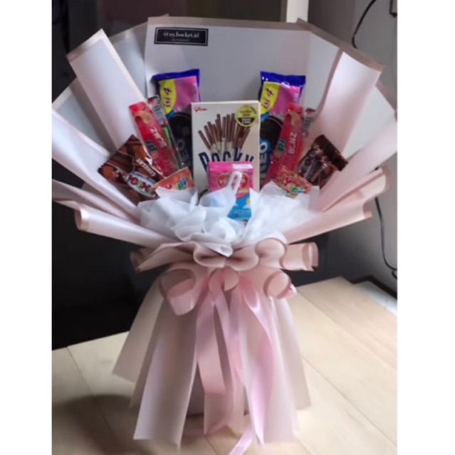 Jual Bucket snack besar wisuda ulangtahun | buket jajanan anak | bouqet ...