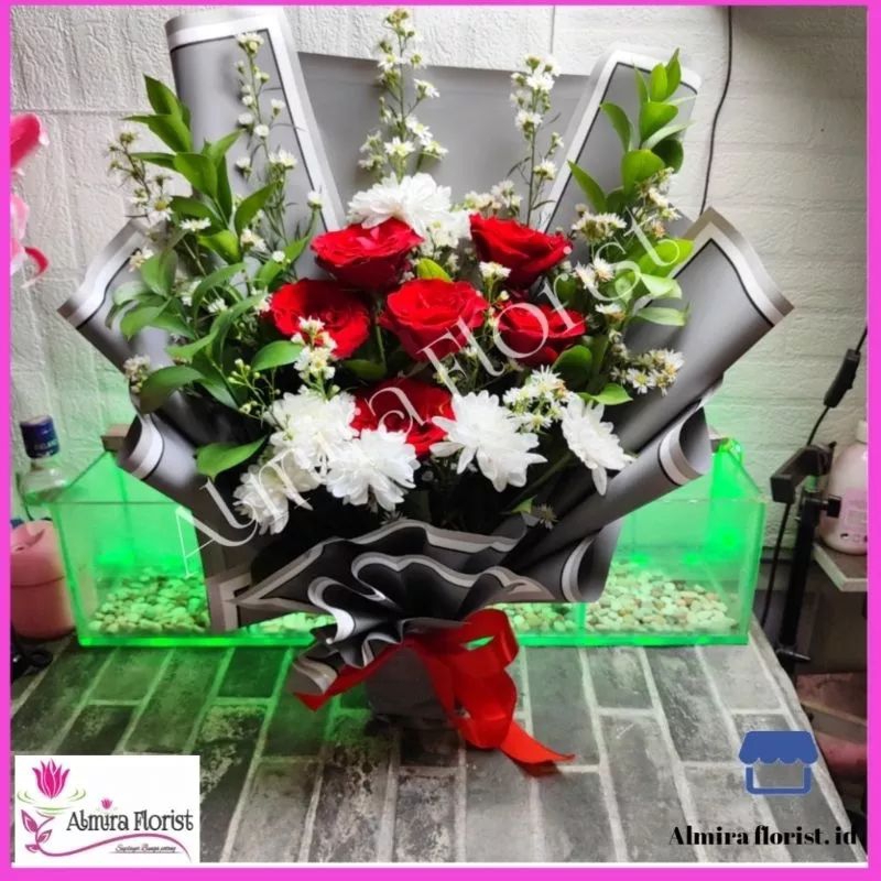 Jual [FRESH] Bouquet bunga mawar 6 tangkai PREMIUM | Buket bunga asli ...