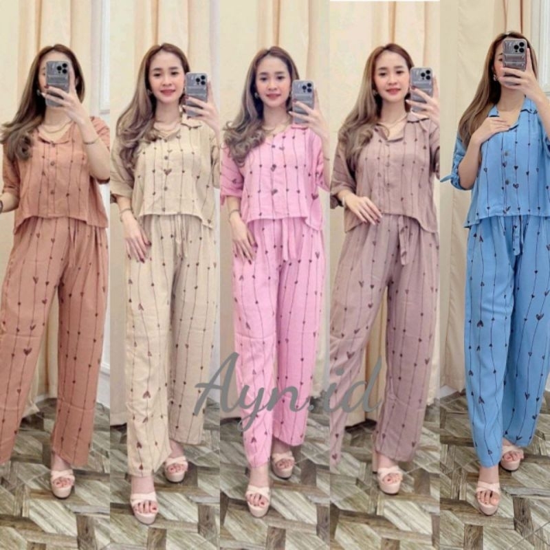Jual ONE SET CROP LOVE/ SETELAN PENDEK MOTIF/ SETCEL KEMEJA BRANDED KEKINIAN/ PIYAMA BAJU TIDUR ...
