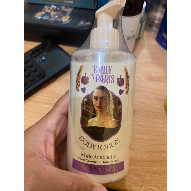 Jual Bonavie Body Lotion Special Edition Emily in Paris | Shopee Indonesia