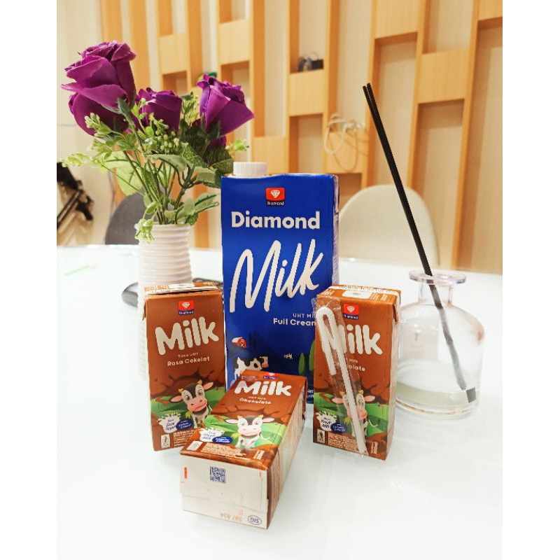 Jual Susu UHT diamond 200ml/susu UHT diamond 1liter | Shopee Indonesia